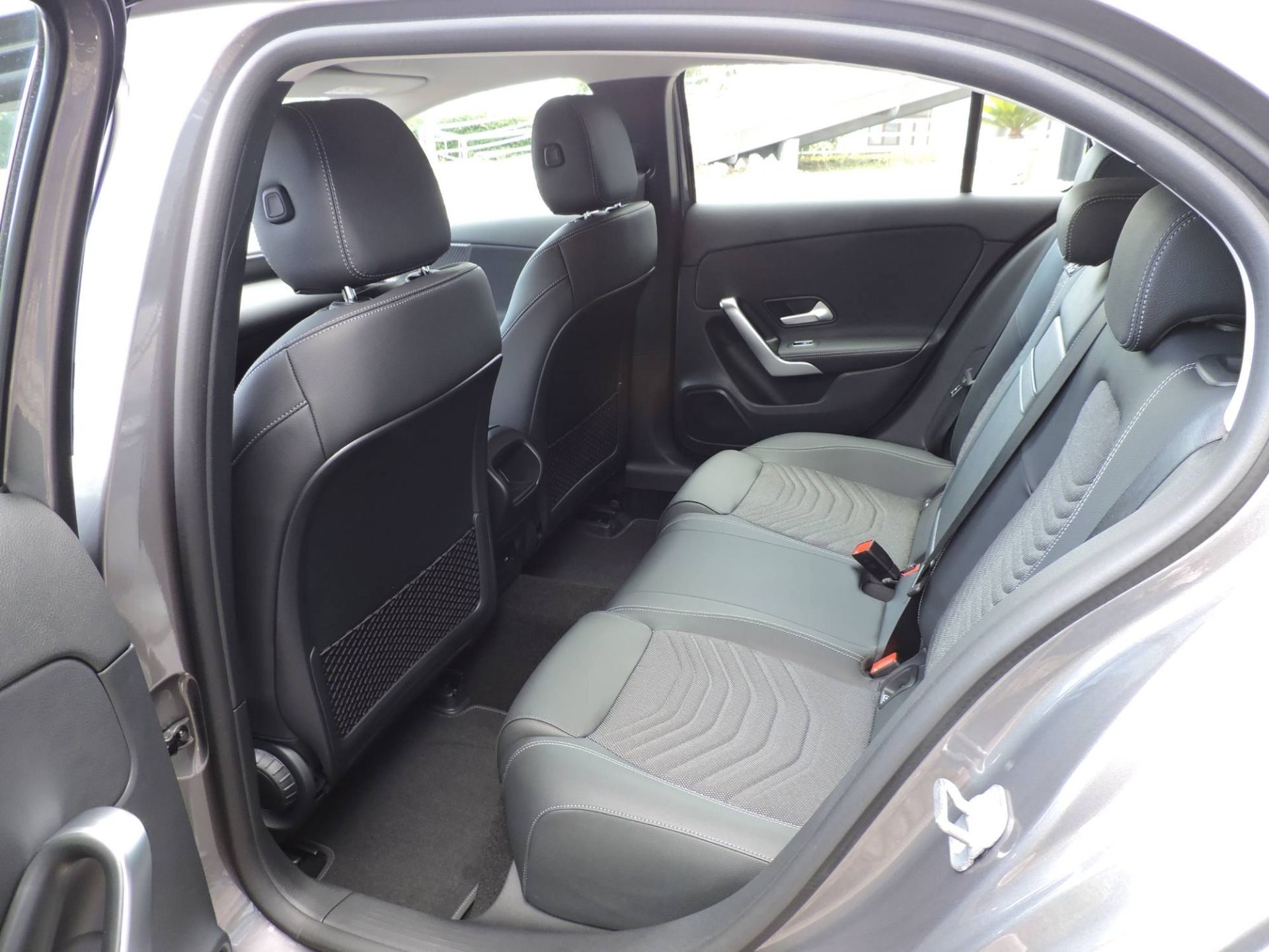 Mercedes-Benz Classe A 180 d Aut. Progressive Advanced Plus - Mercedes ...